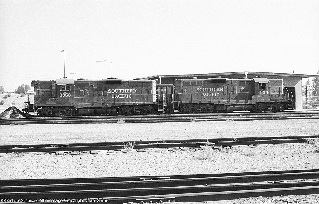 SP GP9E 3834